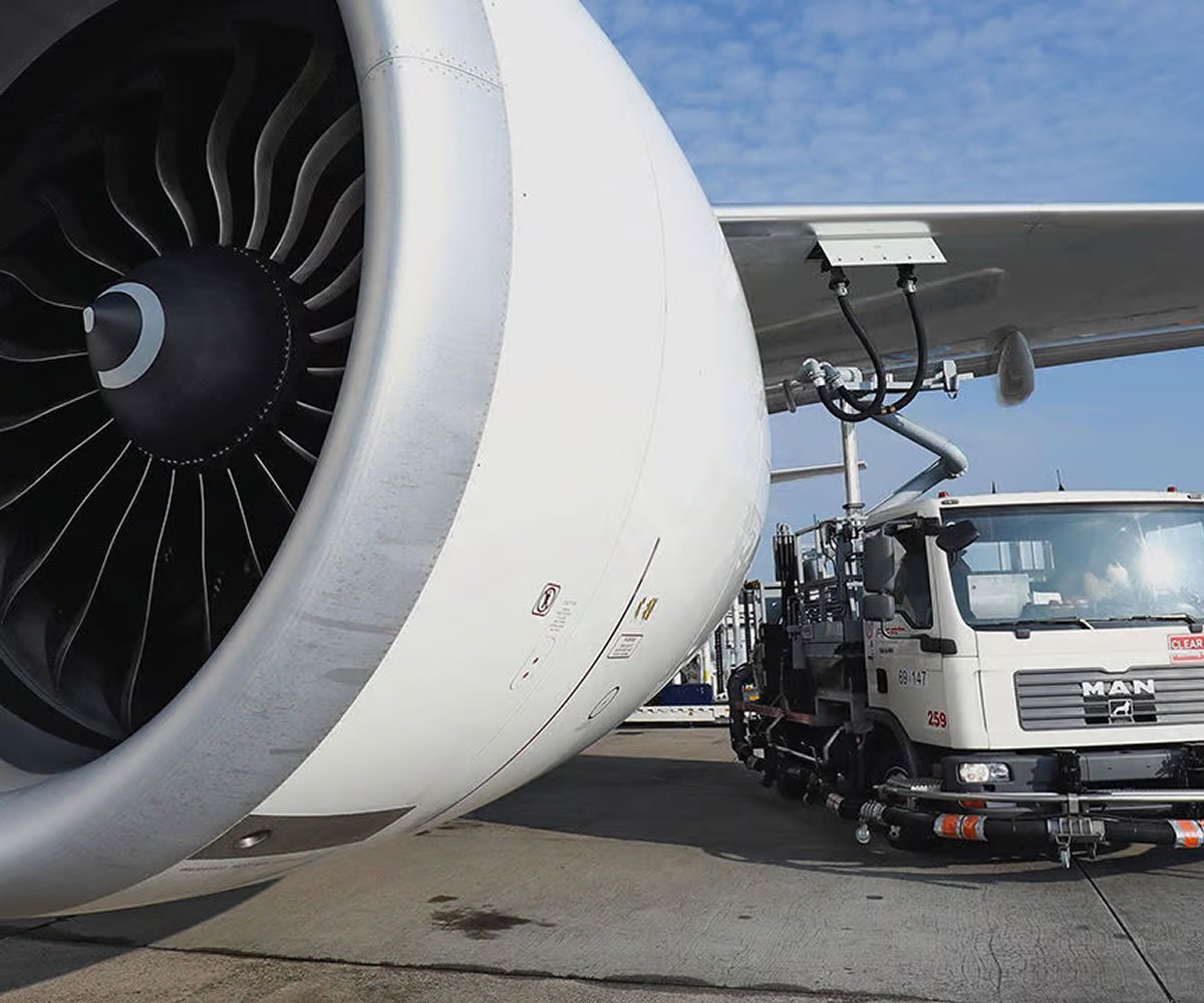 Aviation Fuel Service - SARC Aviation